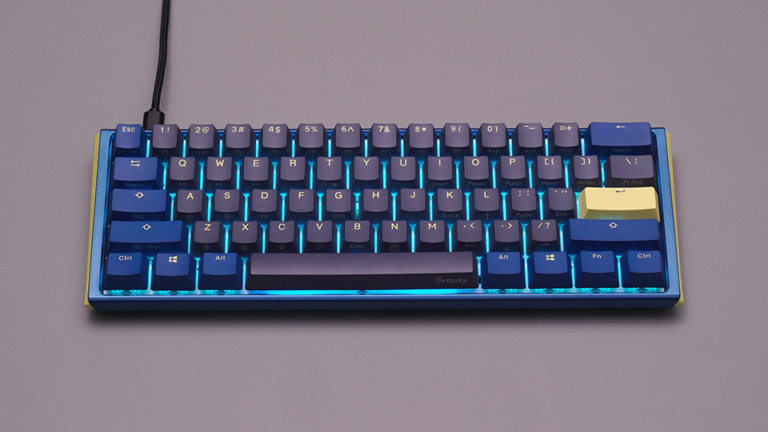 Best One(ベストワン) / 【レビュー】Ducky One 3 Mini